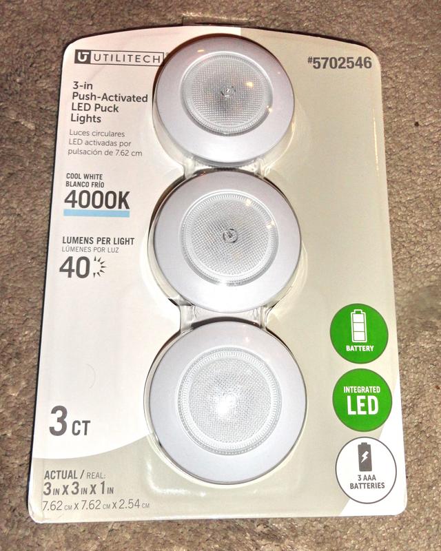 Utilitech 3 -Pack 3-in Battery LED Under Cabinet Puck Light in the ...