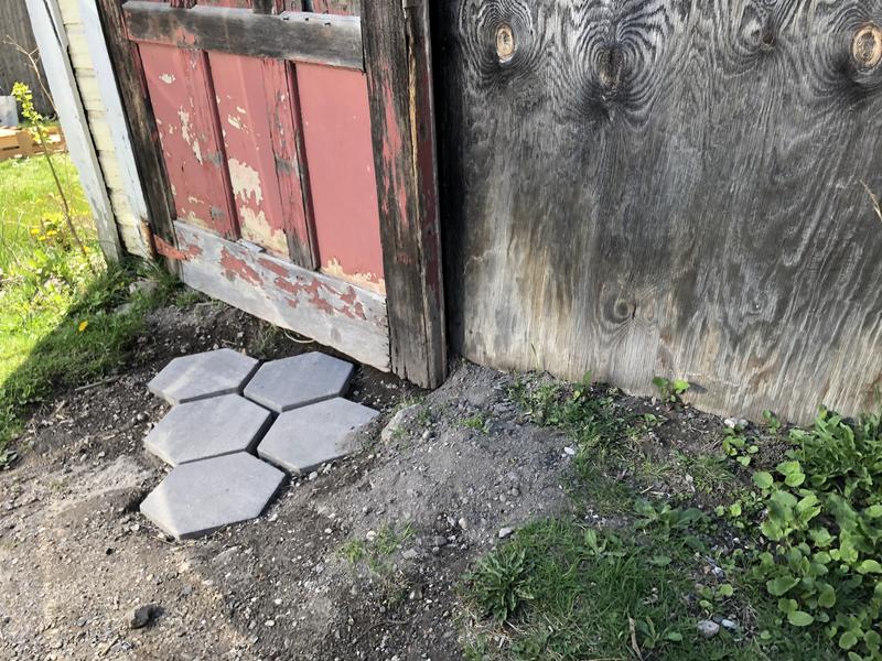 Shop Oldcastle 12ft x 3ft Hexagon Concrete Stone Walkway at Lowes.com