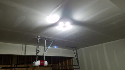 STKR 4000-Lumen LED Plug-in Ceiling-mounted Work Light 00342 at Lowes.com