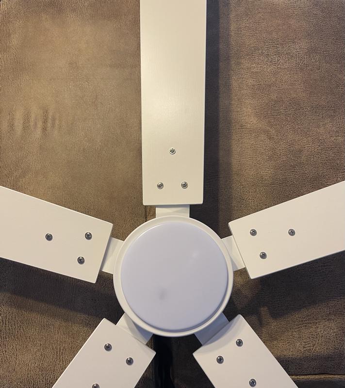 VACZON 52-in Matte White Integrated LED Indoor Ceiling Fan with Light ...