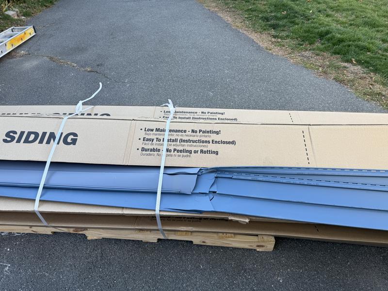 Georgia-Pacific Compass Double 4-in Traditional Blue Vinyl Siding Panel ...