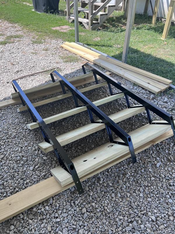 Pylex Stringer 14 -Steps Steel Outdoor Stair Stringer in the Outdoor ...