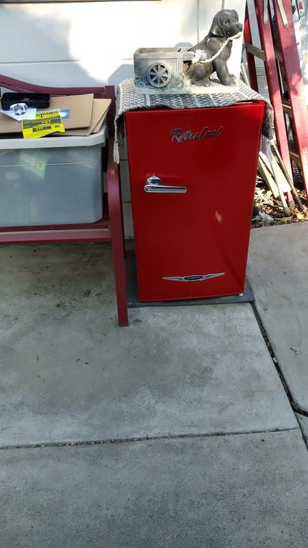 Upstreman 3.2-cu ft Retro Mini Fridge(Red)ENERGY STAR in the Mini ...
