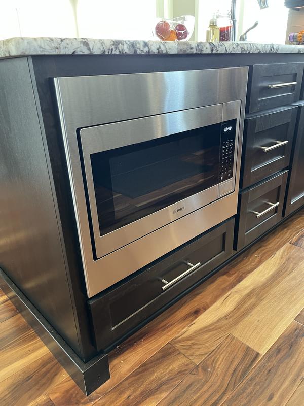 Bosch 300 Series 2.1-cu ft 1000-Watt 24.37-in Built-In Microwave ...