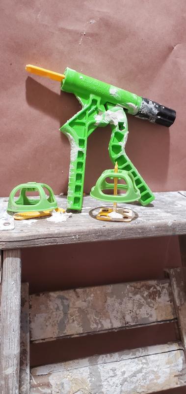 Miracle Sealants Plastic Tile spacing tool LEVEVOLUN5 at Lowes.com