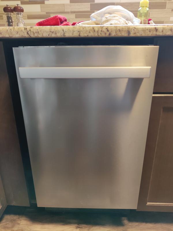 Galanz Built-In dishwasher 18-in Top Control Built-In Dishwasher ...