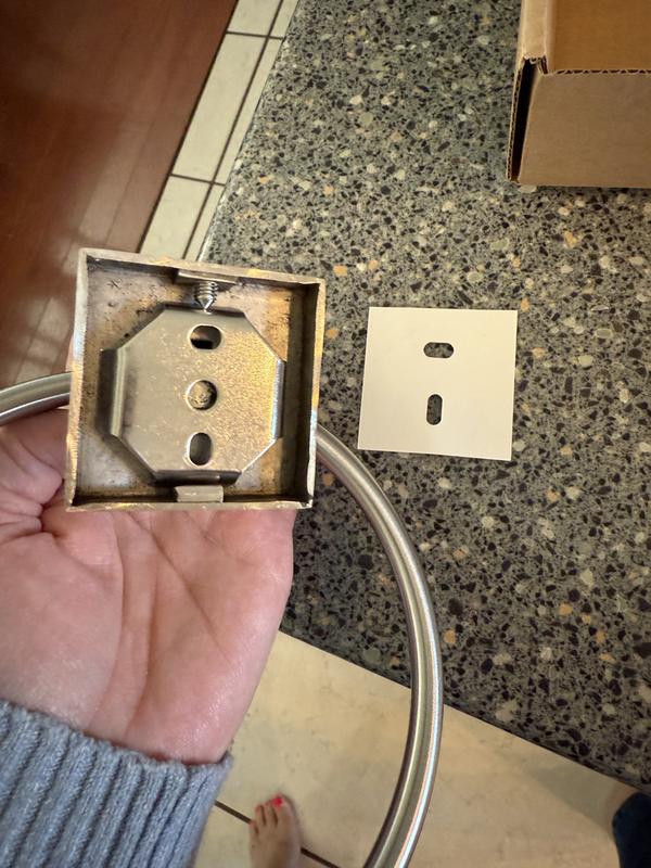 BYH Aura Brushed Gold Wall mount Single Towel Ring in the Towel Rings ...