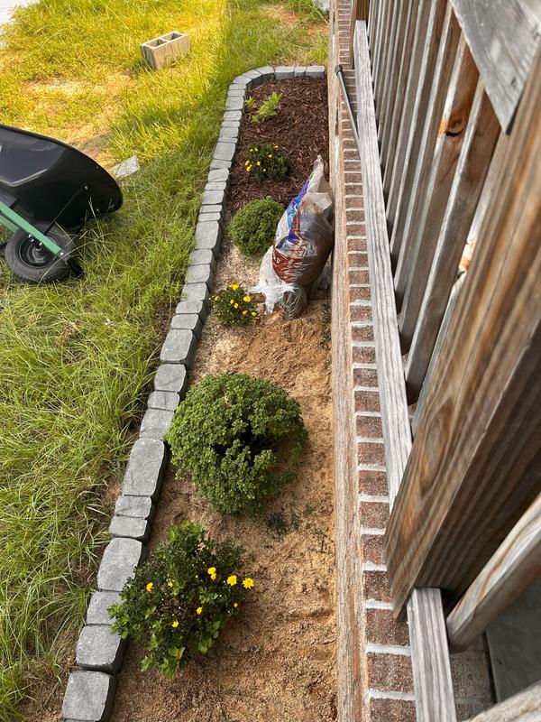 Oldcastle Haloedge 17-in L x 5.25-in W x 3-in H Gray Concrete Curved ...