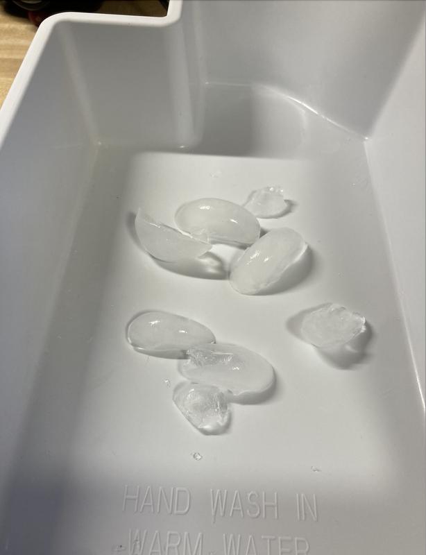 GE Top-freezer Refrigerator Ice Maker- White IM4D at Lowes.com