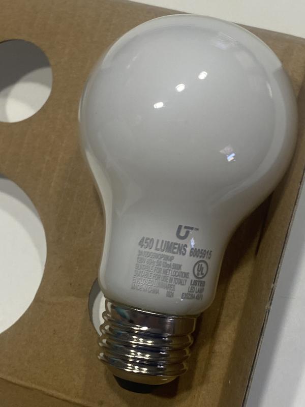 Utilitech 40 -Watt EQ A19 Daylight Screw bases Dimmable LED General purpose Light Bulb 4 -Pack ...