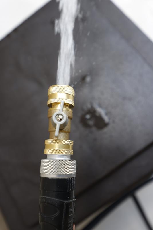 Project Source Brass Quick Connector Set SGY-GAR101 at Lowes.com