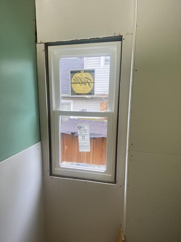 Pella 150 Series 23-1/2-in x 45-1/2-in White Exterior White Interior ...