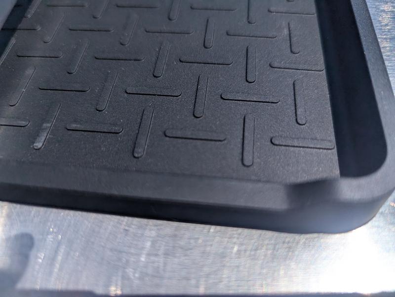 Weber Silicone Utensil Resting Pad 3400075 at Lowes.com