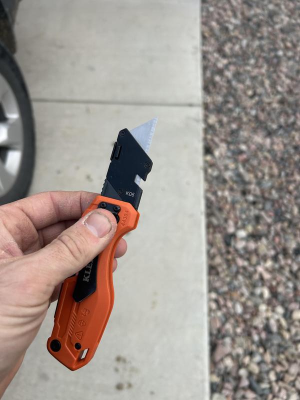 Klein Tools Folding Utility Knife with Driver 3/4-in 1-Blade Folding ...