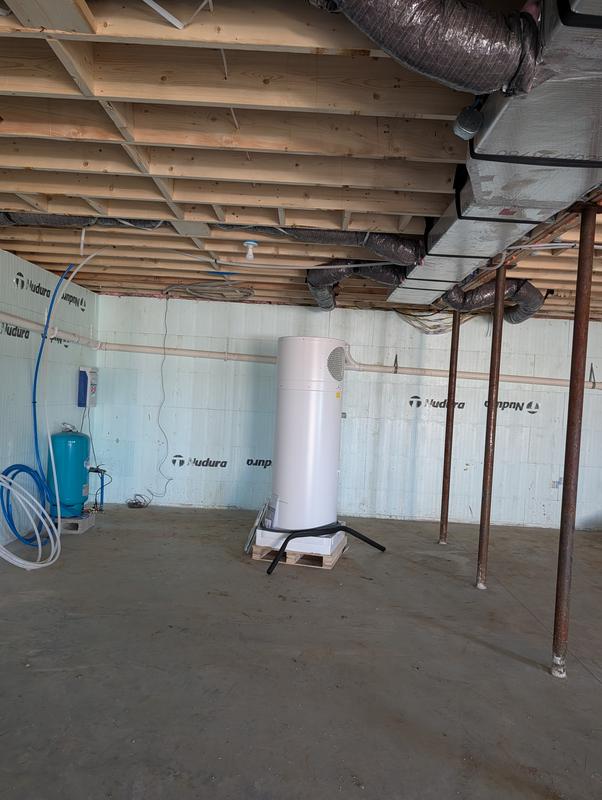 Rinnai Super High Efficiency Residential 80 Gallon Electric Heat Pump ...