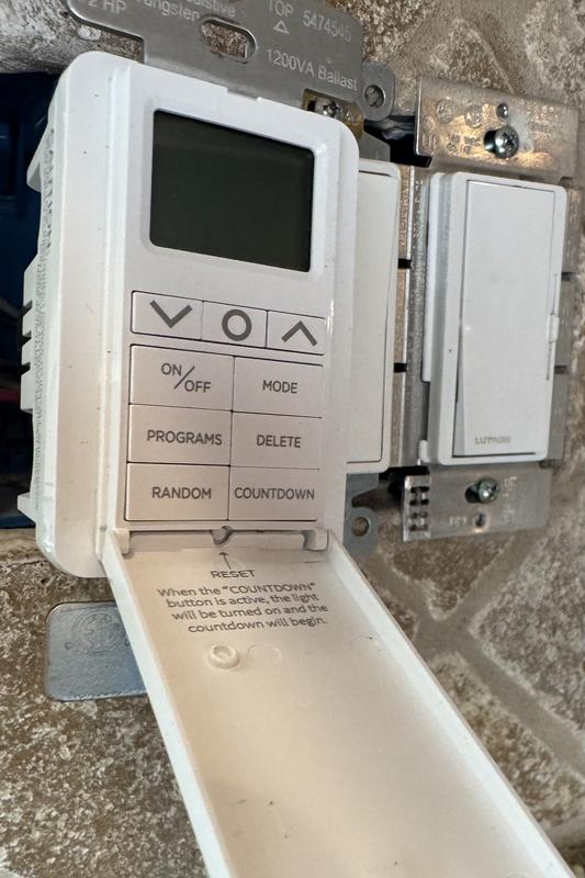 Utilitech 15-Amps 120-volt In-wall Lighting Timer 81670 at Lowes.com