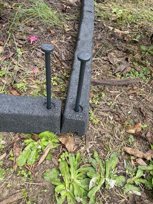 Rubberific 4-ft x 3-in SmartLoc Cobblestone Gray Rubber Landscape ...