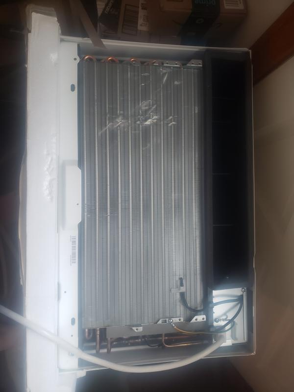 LG 1400-sq ft Window Air Conditioner with Remote (230-Volt, 23500-BTU ...