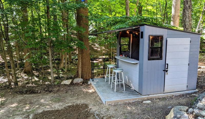 Suncast 8-ft x 7-ft Outdoor Entertainment Cabana Bar Gray Lean-to Roof ...