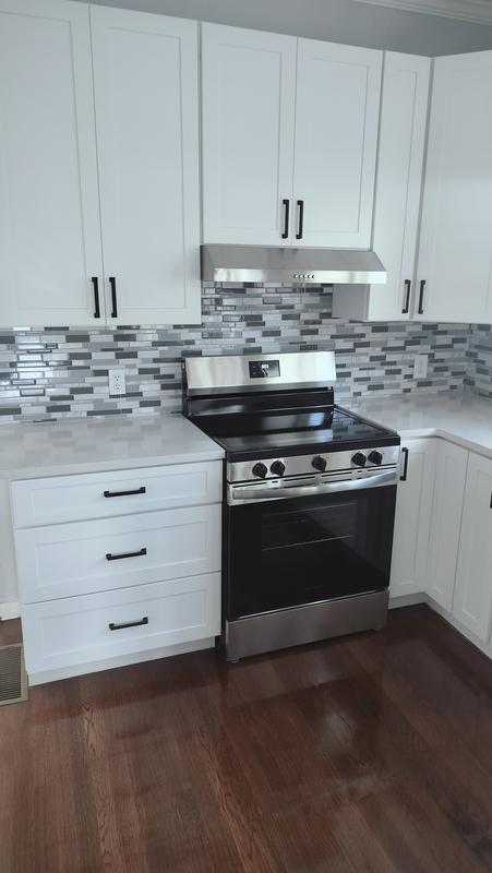 Frigidaire 30-in Glass Top 5 burners 5.3-cu ft Freestanding Electric ...