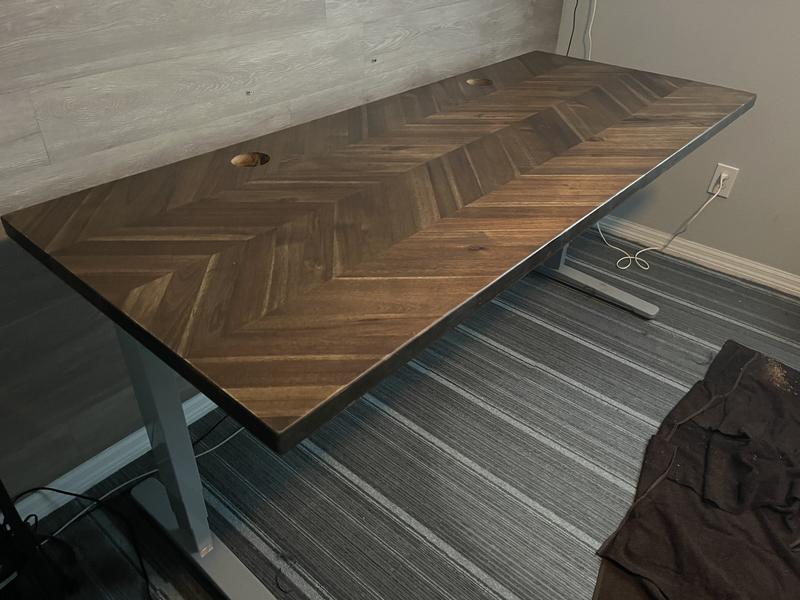 Sparrow Peak FSC Chevron 4-ft x 30-in x 1.5-in Walnut Stained Acacia ...