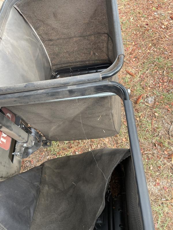 Toro TimeCutter Max Series Bagger for Zero Turn Mower (Fits 50/54/60-in ...