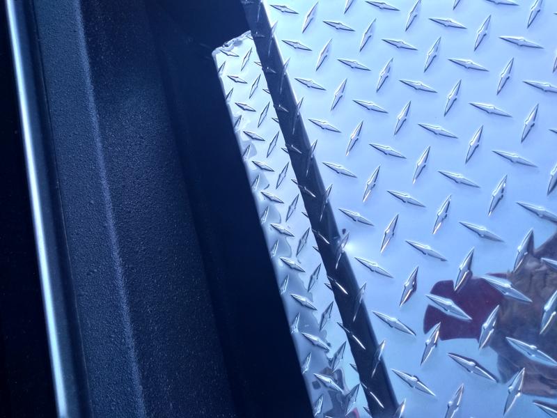 Better Built 48-in x 20-in x 18-in Silver Aluminum Chest Truck Tool Box ...