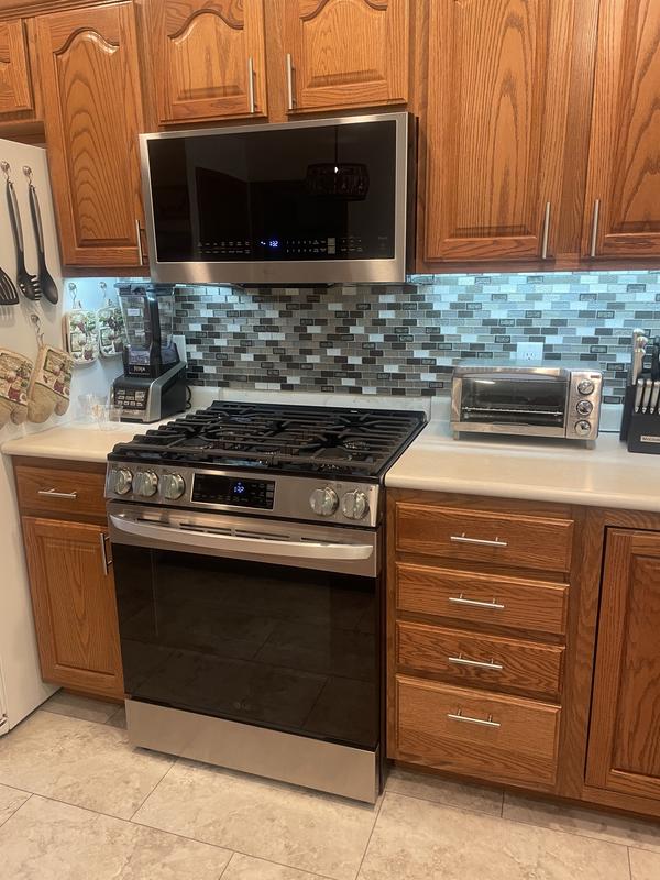 LG 30-in 5 Burners 5.8-cu ft Self-cleaning Freestanding Smart Natural ...