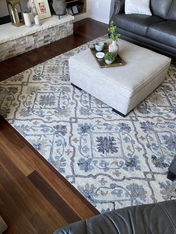 allen + roth with STAINMASTER Eleanor 8 x 10 (ft) Hooked Tonal Grey ...