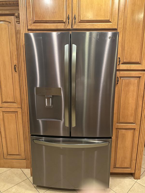 LG 29-cu ft French Door Refrigerator with Ice Maker and Water dispenser ...