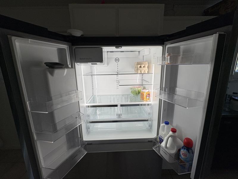 Bosch Fastest Ice Maker Standard-Depth 300 Series 26-cu ft 3 -Door 36 ...