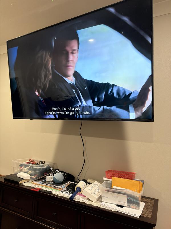 Utilitech Full motion Indoor Wall TV mount Fits TVs up to 90-in ...