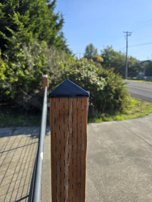 RELIABILT 4-in x 4-in Classic Black Metal Deck Post Cap in the Deck ...