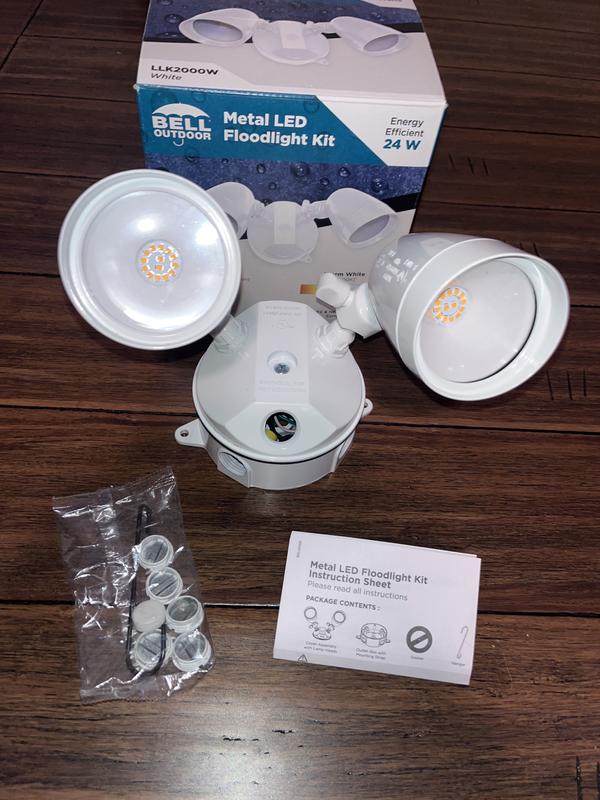 Hubbell Bell 250-Watt EQ LED White 2-Head Switch-Controlled Flood Light ...