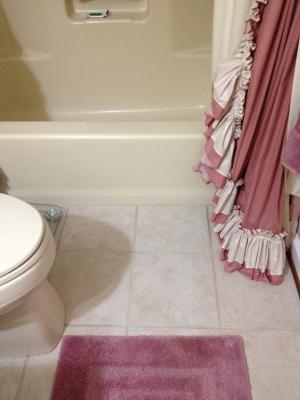 Del Conca Rialto Beige 12-in x 12-in Glazed Porcelain Tile (0.96-sq. ft ...