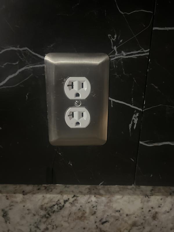 Eaton 20 -Amp 125-volt Commercial Duplex Outlet Receptacles , White in ...