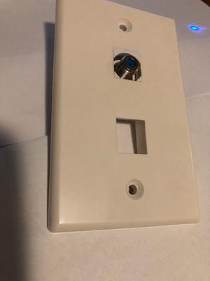 Legrand 5-Pack Plastic F-type Coax Wall Jack F3481-WH-V5 at Lowes.com