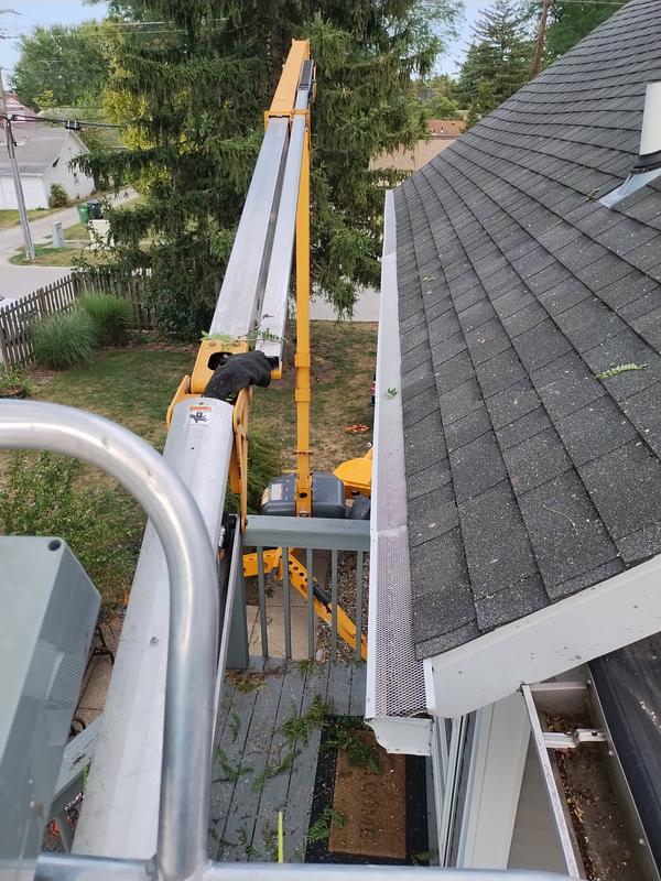 Spectra Spectra Metal Armour Screen Aluminum 5-in x 3-ft Gutter guard ...