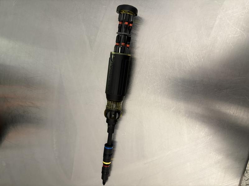 Klein Tools KNECT 17-in-1 Impact-Rated Hybrid Screwdriver / Nut Driver ...