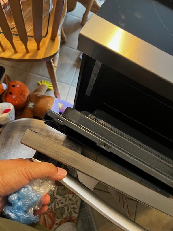 Whirlpool Air Cooking Technology 30-in Glass Top 5 Burners 5.3-cu ft ...