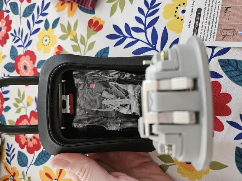 RELIABILT Wall Mount Combination Lock Box in the Key Safes department ...