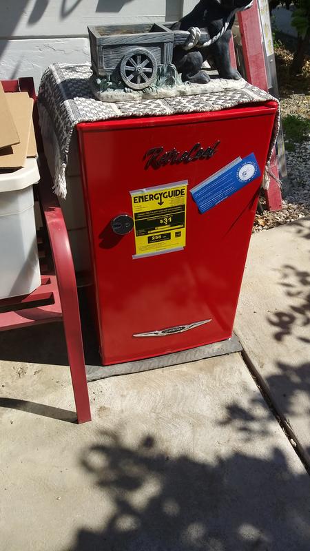 Upstreman 3.2-cu ft Retro Mini Fridge(Red)ENERGY STAR in the Mini ...
