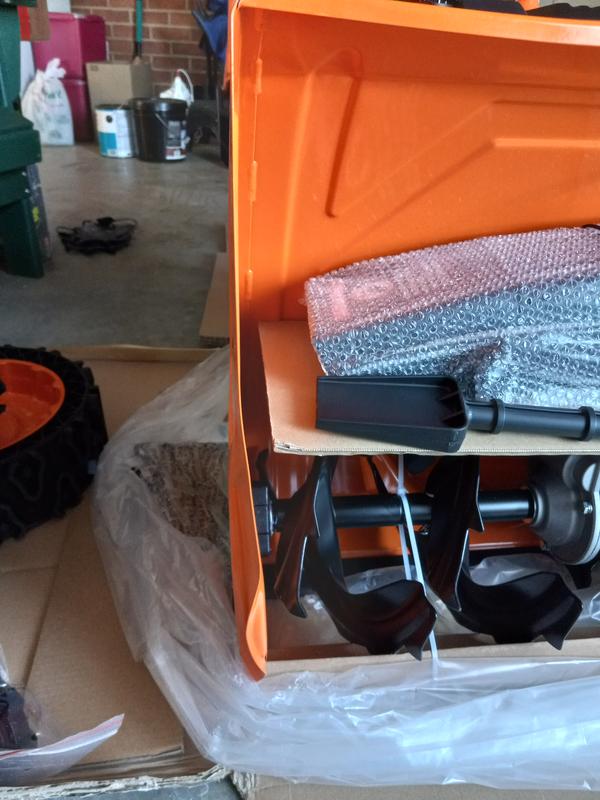 WEN 24-in Two-stage Self-propelled Gas Snow Blower SB209E at Lowes.com