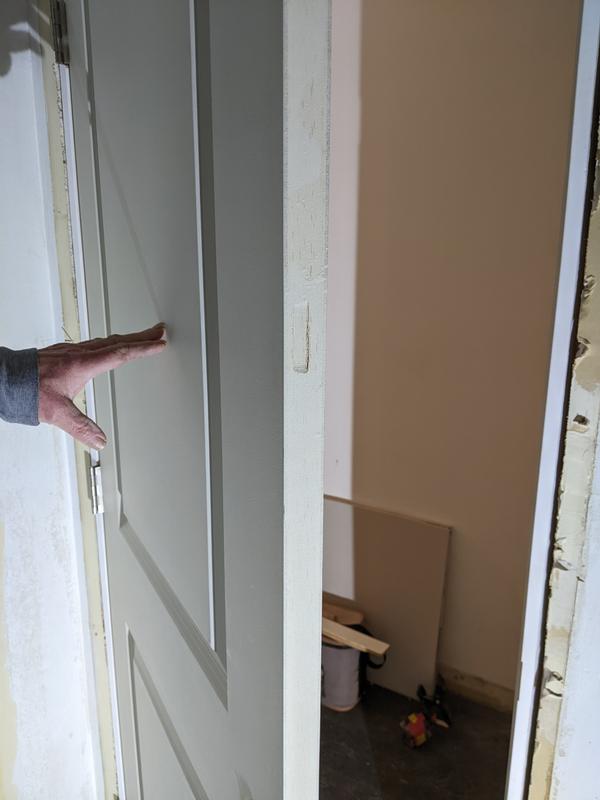 Masonite 32-in x 80-in Primed Solid Core 2-panel Right Hand Molded ...