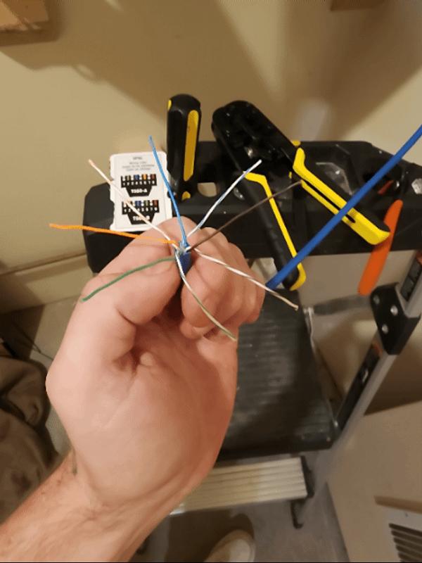 Klein Tools 10-Pack Cat6 Rj45 Modular Plug VDV826729 at Lowes.com