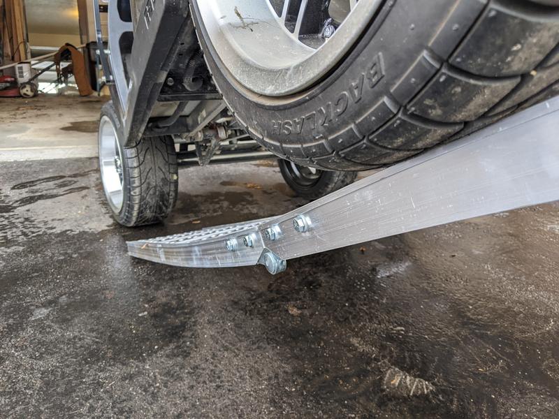 Kobalt 0.93-ft x 7.53-ft 1500-lb Capacity Arched Folding Loading Ramp ...