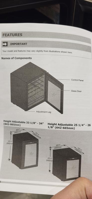 Frigidaire 19.125-in W 24-Bottles Black Freestanding Indoor Wine Cooler ...
