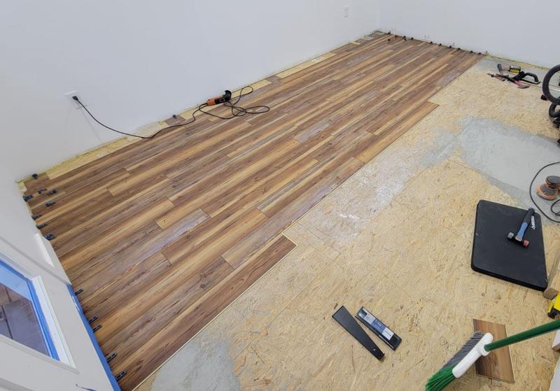 SMARTCORE Ultra Blue Ridge Pine Brown 12-mil Waterproof Interlocking ...