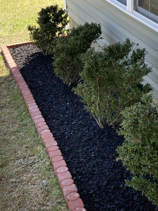 Geometric 12-in L x 3-in W x 3-in H Red Concrete Straight Edging Stone ...