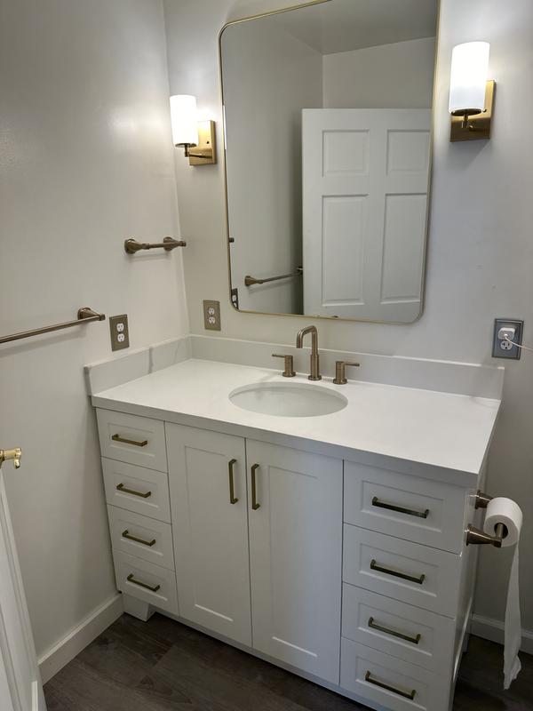 ARIEL Taylor 30.25-in White Undermount Single Sink Bathroom Vanity with ...